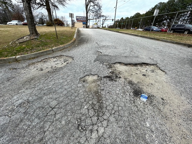 As officials fight over Brookhaven Park land, residents ask who fills ...