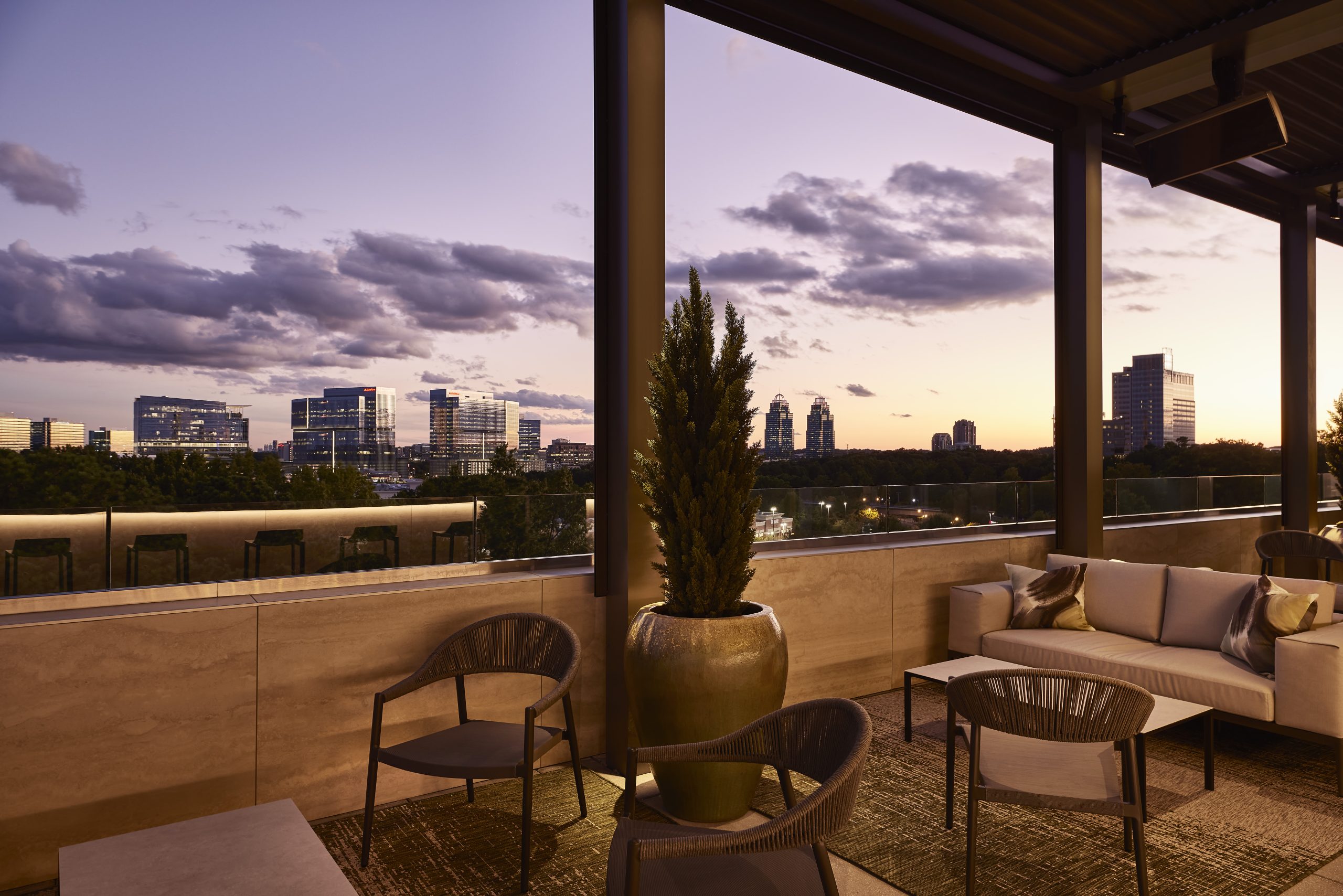 Hotel rooftop bar opens in Dunwoody - Rough Draft Atlanta