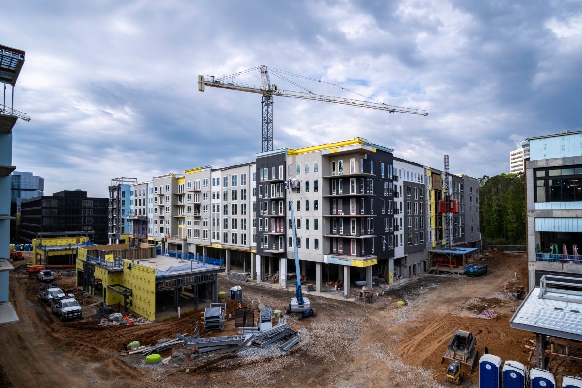 High Street, Central Perimeter mixed-used development, tops out first ...