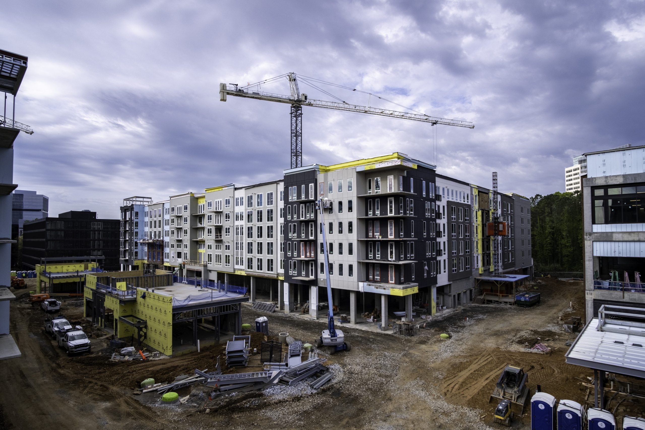 High Street, Central Perimeter mixed-used development, tops out first ...