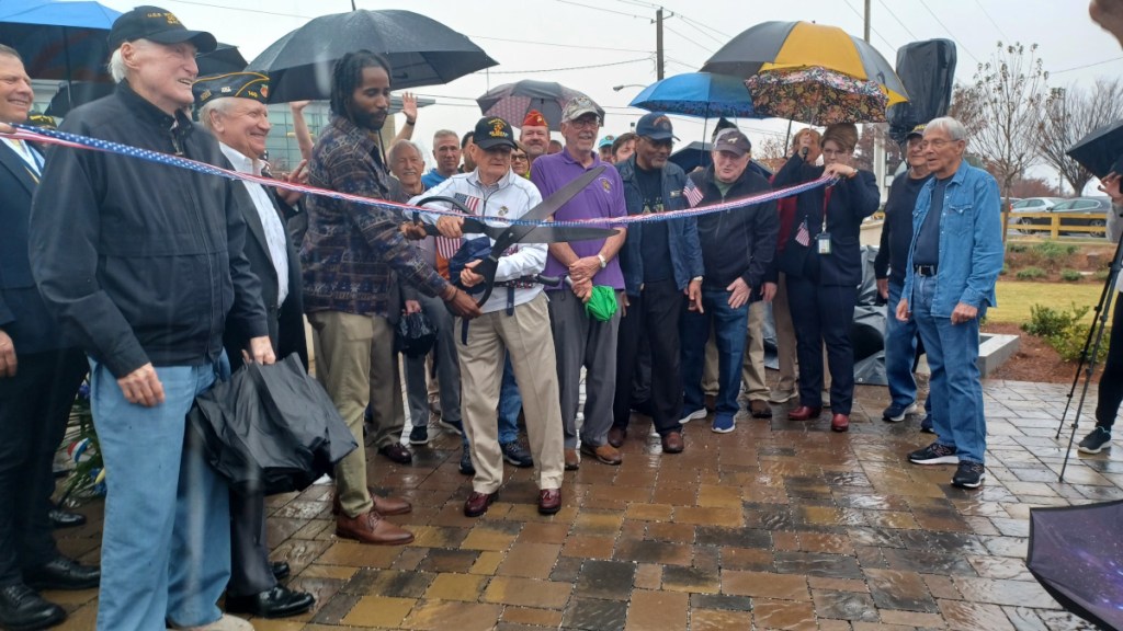 Sandy Springs celebrates veterans, dedicates new park - Rough Draft Atlanta