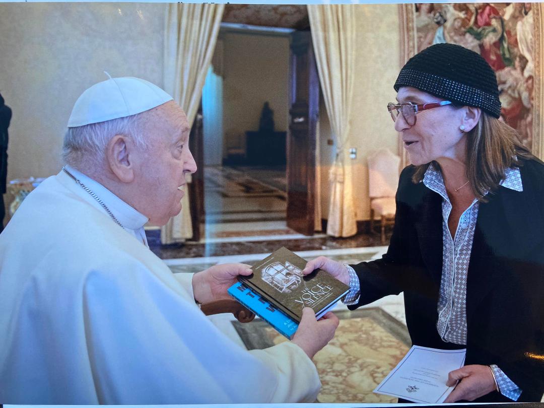 Former Atlanta rabbi meets Pope Francis at the Vatican as she begins ...