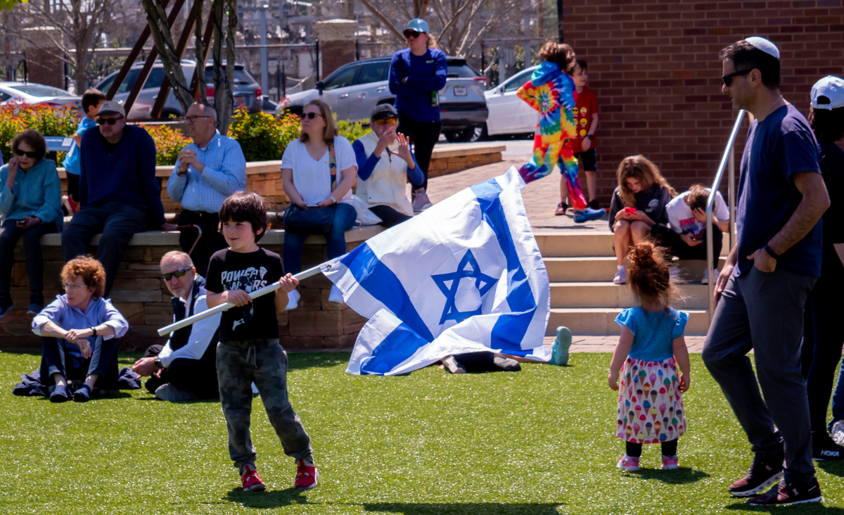 Jewish community affirms its unity with Israel at Sandy Springs ...